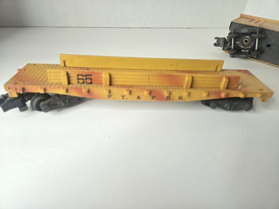 FOR PARTS ONLY Broken American Flyer 24565 Flat Car 24055 Gold Belt ...