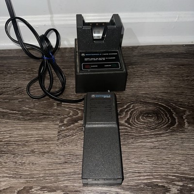 Motorola UHF MT500 H31BBB3124A w/ Charger / Ghost Buster Radio tested ...