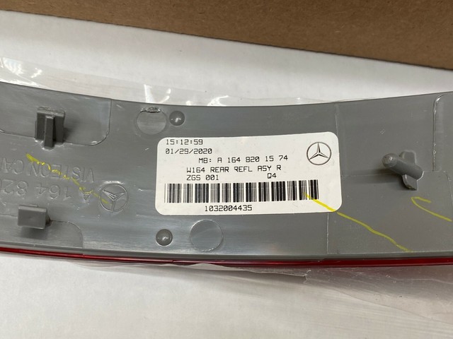 Genuine MERCEDES BENZ Rear Right Bumper Reflector W164 Ml Class ...
