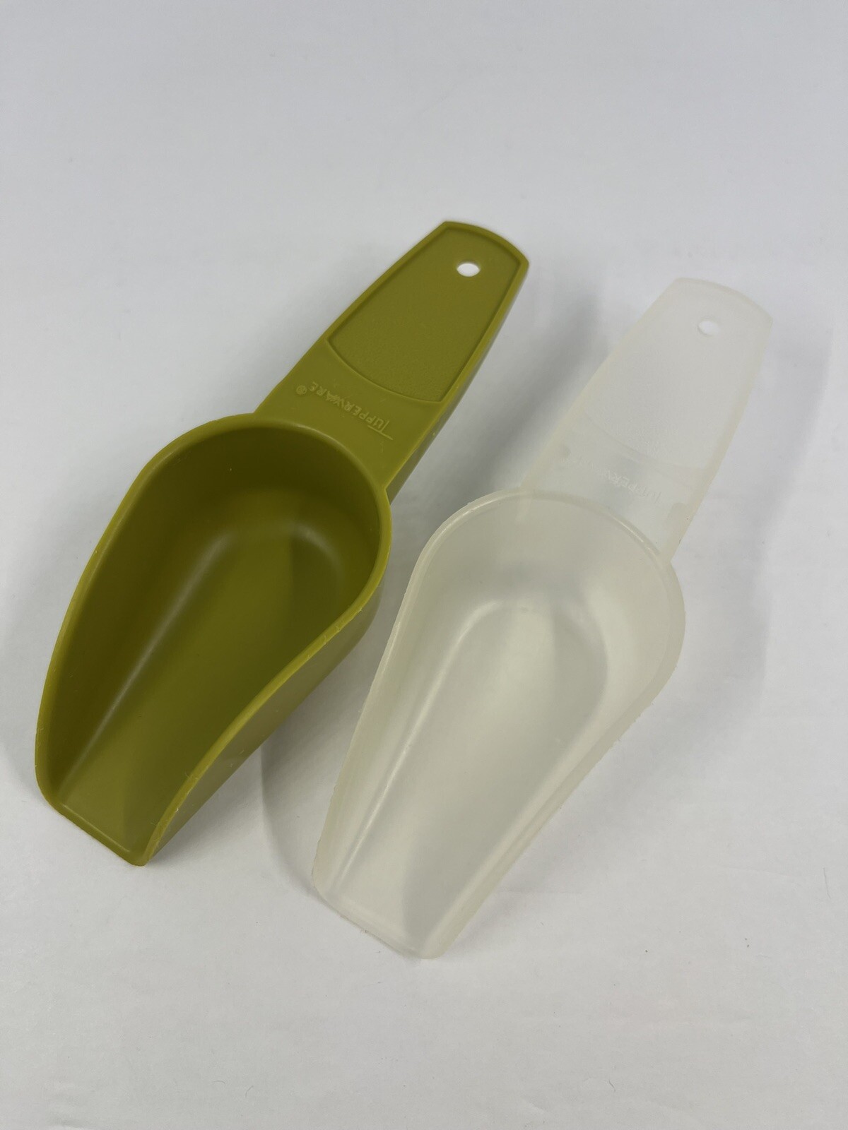 2 Tupperware Scoops 878 Flour Sugar Coffee Avocado & Clear Kitchen Tool ...