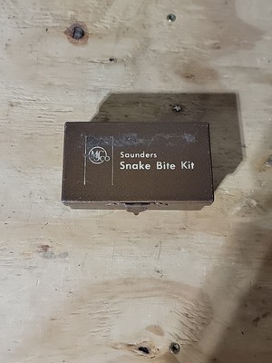 Saunders Snake Bite Kit | eBay