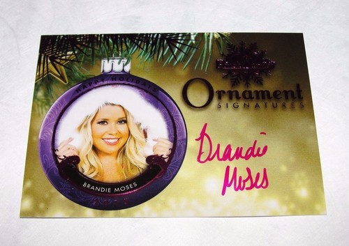 2015 Benchwarmer BRANDIE MOSES Holiday #21 ORNAMENT Pink Foil Autograph ...