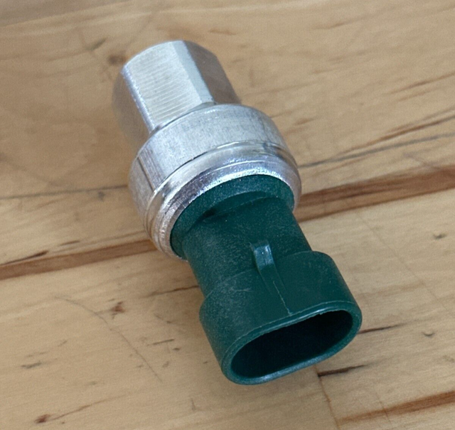 Navistar 4063471C1 International Switch Air Conditioner Pressure Low SI ...