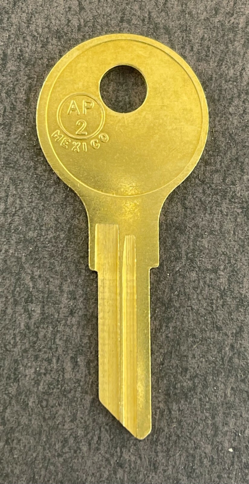 Lots of K102 102AM AP2 CHI-10D Type Key Blanks for Chicago | eBay