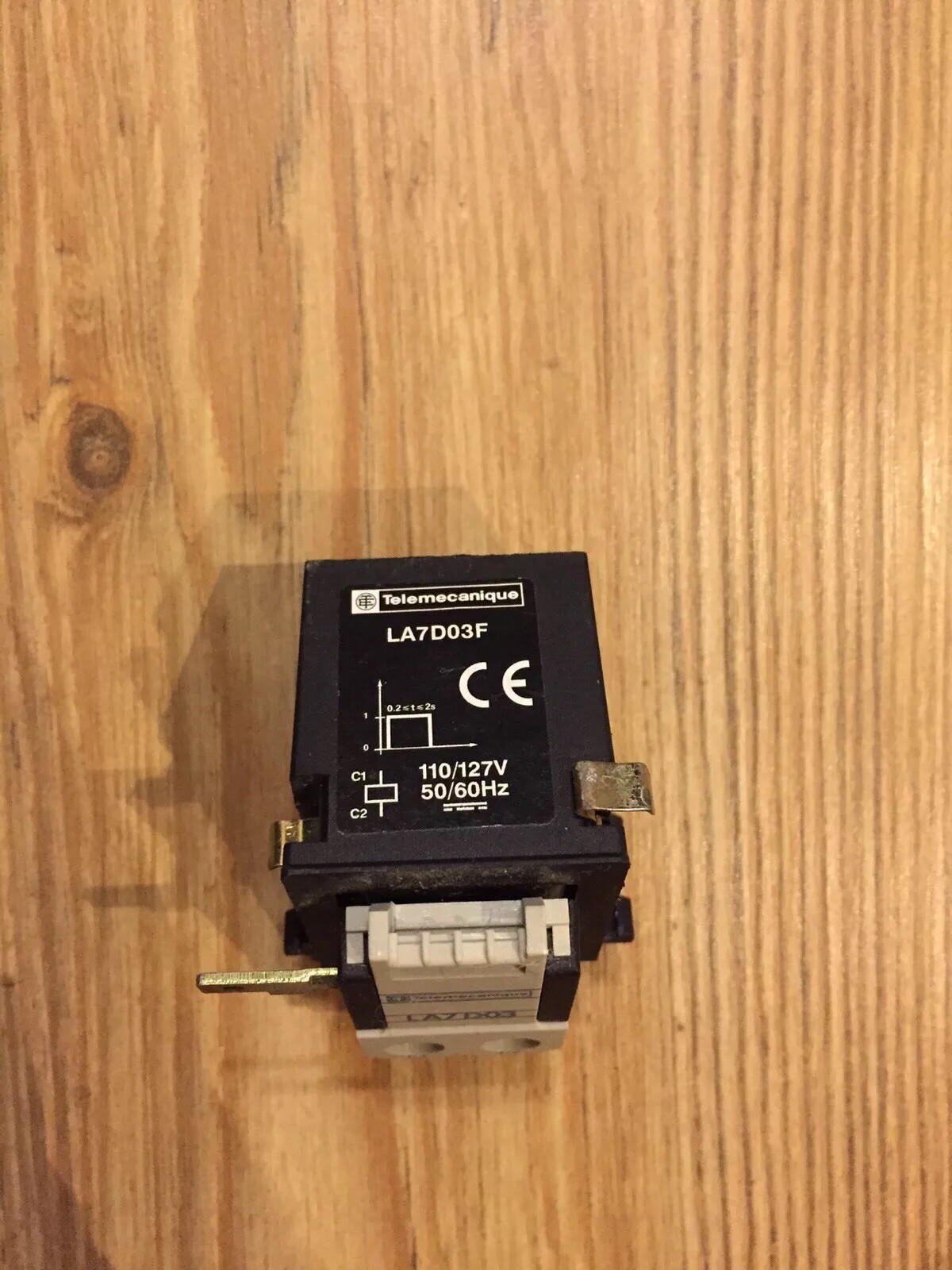 Telemecanique LA7 D03 OLR Overload Remote Trip Reset LA8D03F 110/127V ...