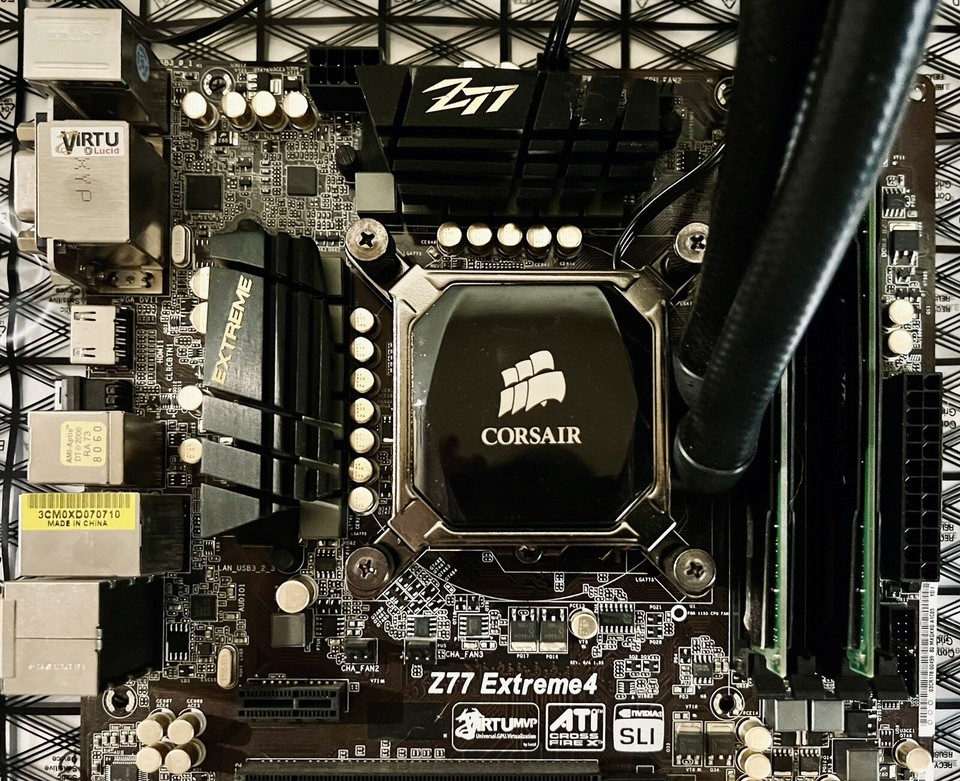 ASRock Z77 Extreme4 Motherboard + Intel i7-3770 + 8GB RAM + Corsair H60 ...