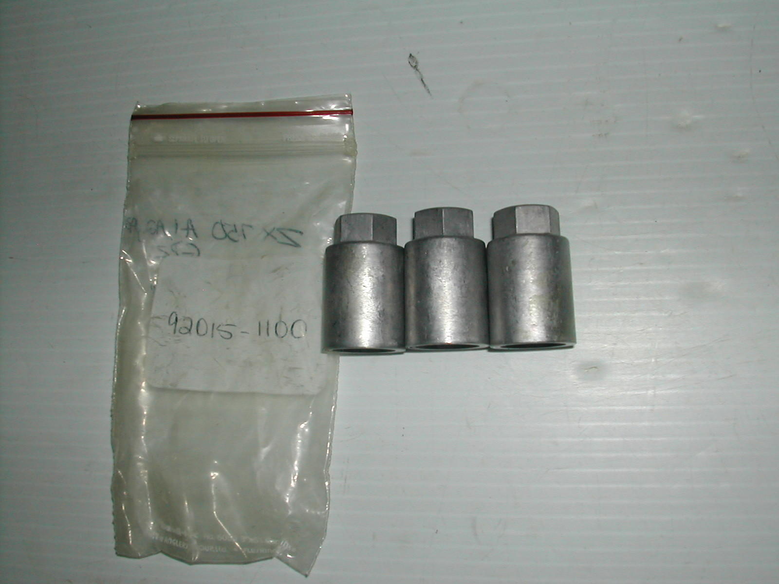 NOS NEW (LOT OF 3) KAWASAKI TENSIONER CAP 92015-1100 18MM ZX600 ZX750 ...