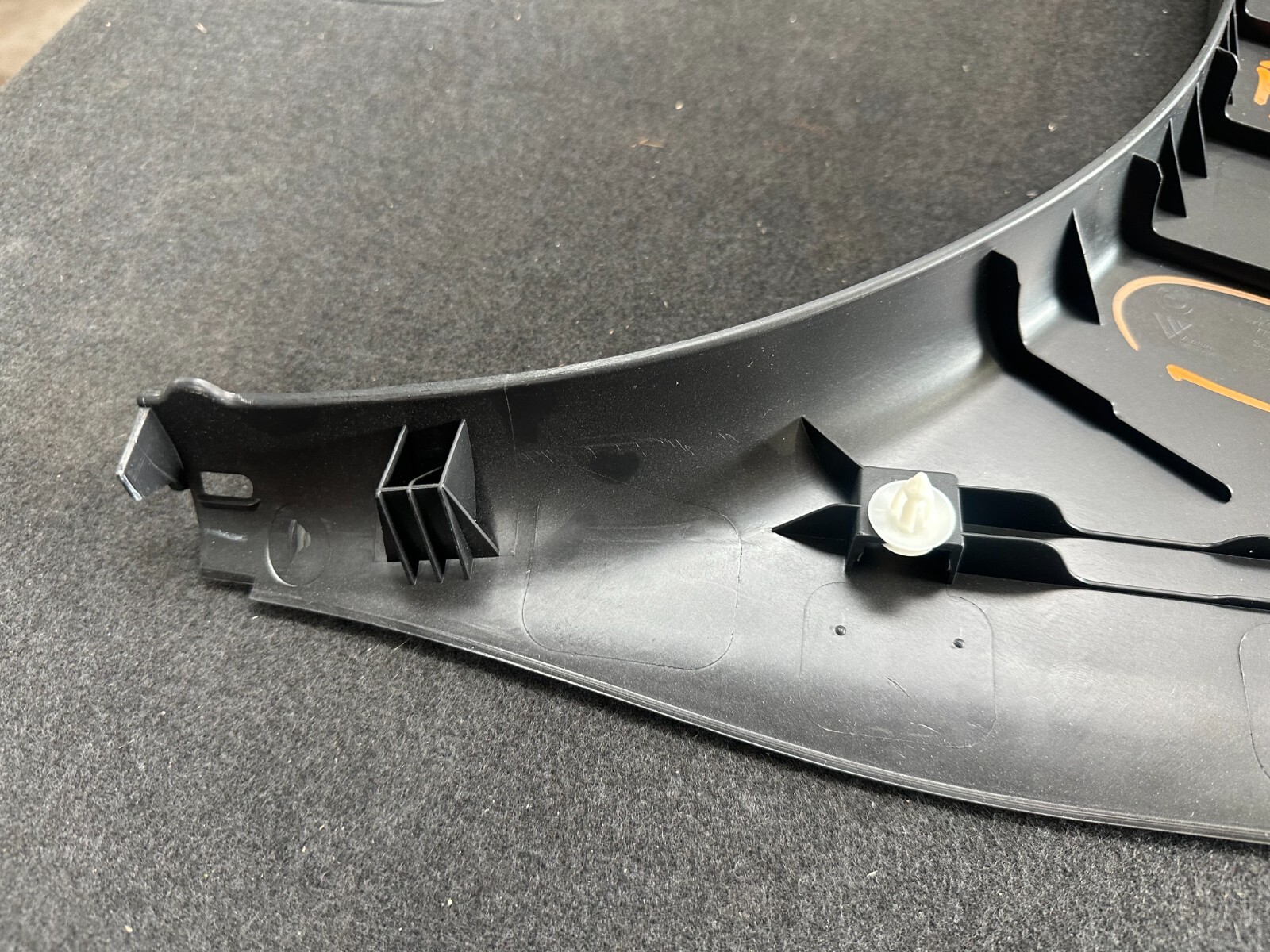 12-19 BMW F30 F80 F31 CENTER LEFT B-PILLAR LOWER COVER TRIM Black OEM ...