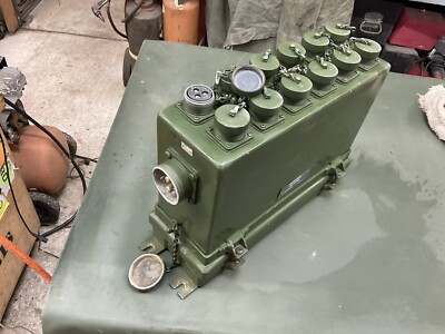 Military Radio 24vdc Power Distribution Box W/breaker Grc J3714/g | eBay