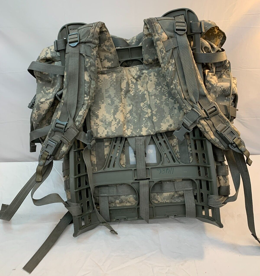 US Military Issue Army ACU Camouflage MOLLE II Large Ruck Sack Backpack ...