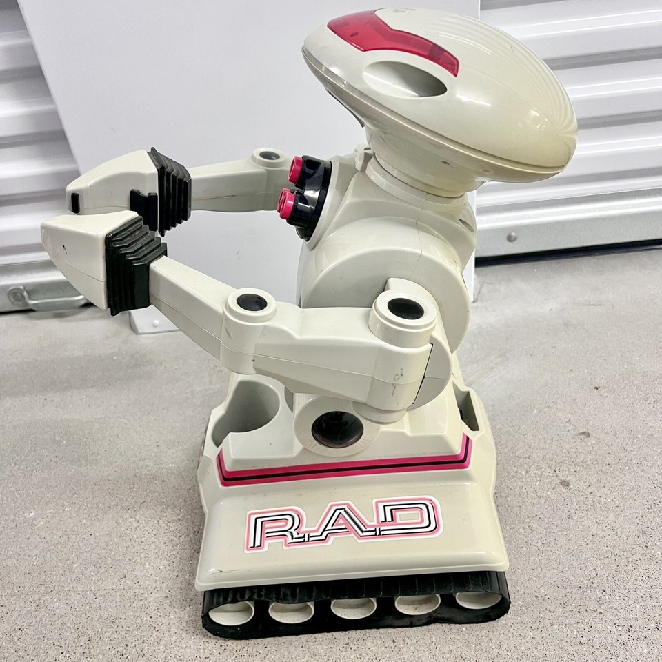 Vintage 1998 TOYMAX R.A.D Radio Controlled Robot Untested! Robot Only ...
