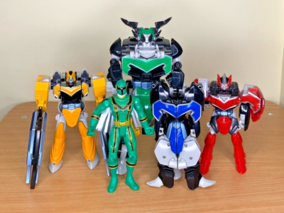 Power Rangers Mystic Force Red Ranger Zord