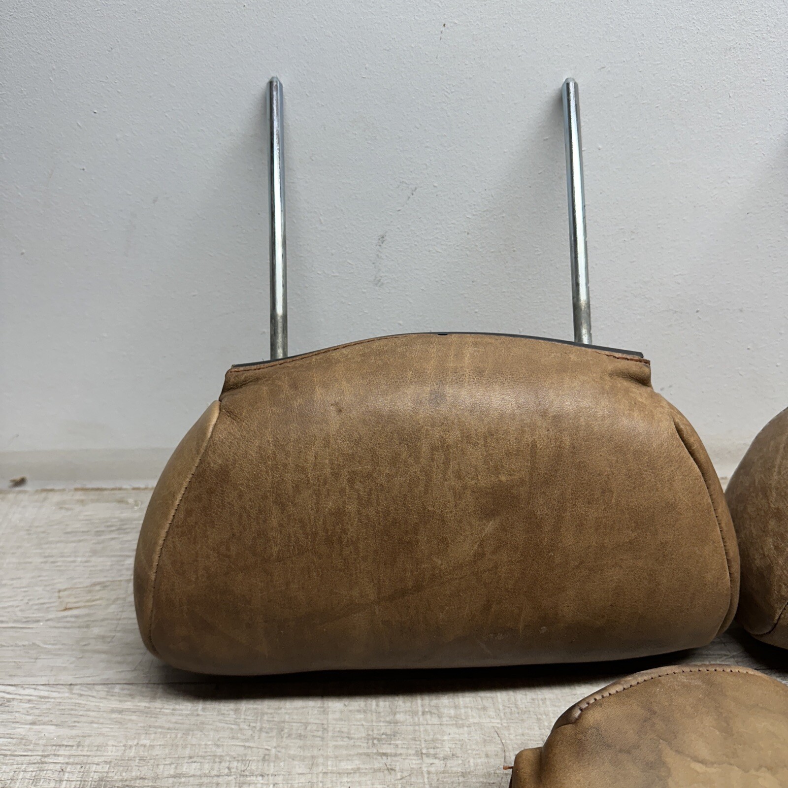 King Ranch Set Of 5 Rear Brown Headrests I 2001 - 03 Ford F-150 Crew ...