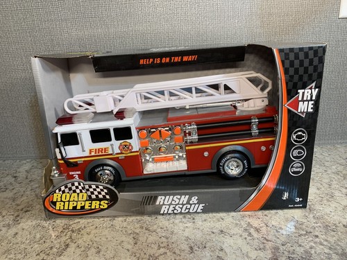 Road Rippers Rush Rescue Fire Truck 14" Hook Laddar Siren Toy Red 34555 ...