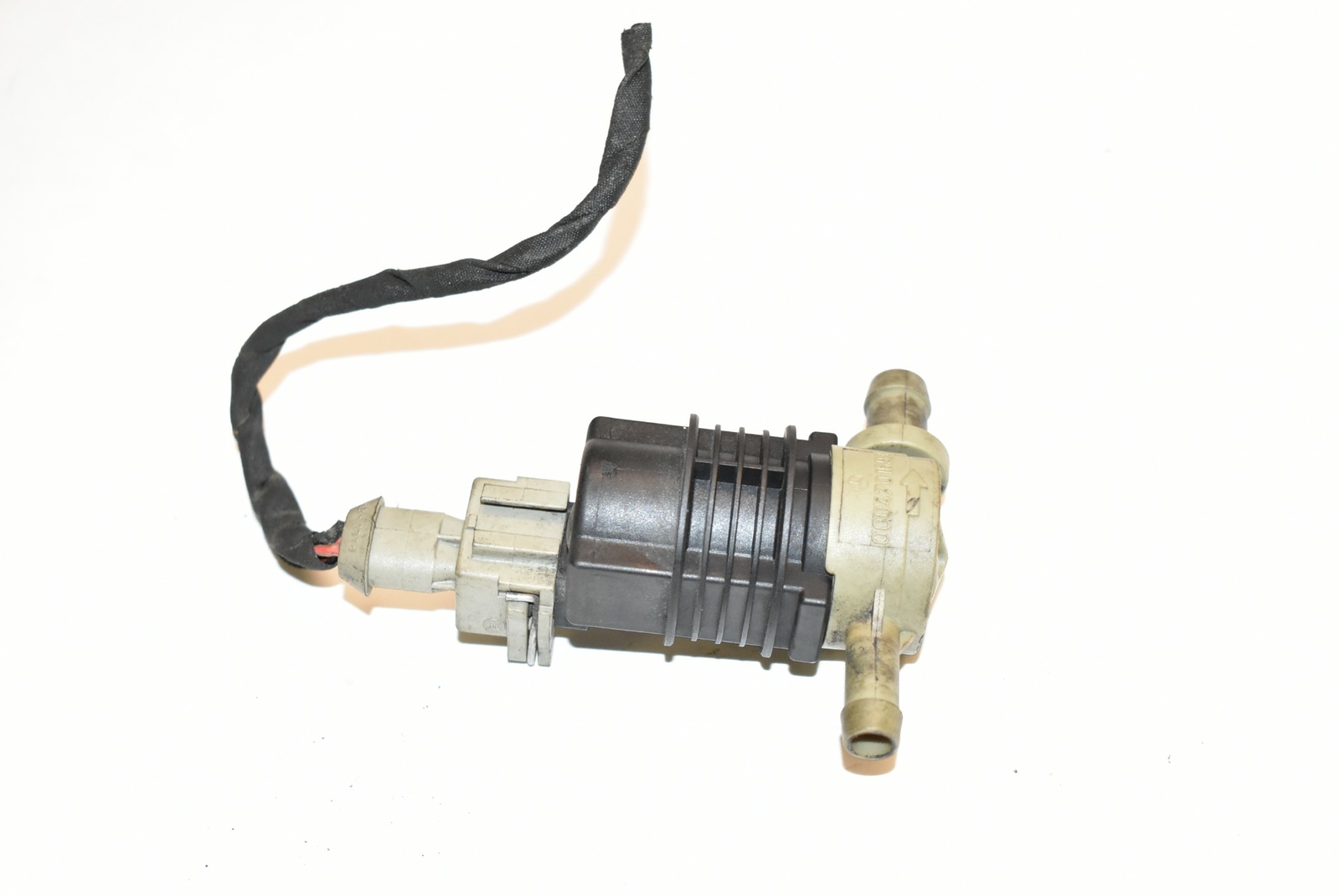 97 98 99 00 Mercedes-Benz C230 Regeneration Purge Solenoid Valve ...