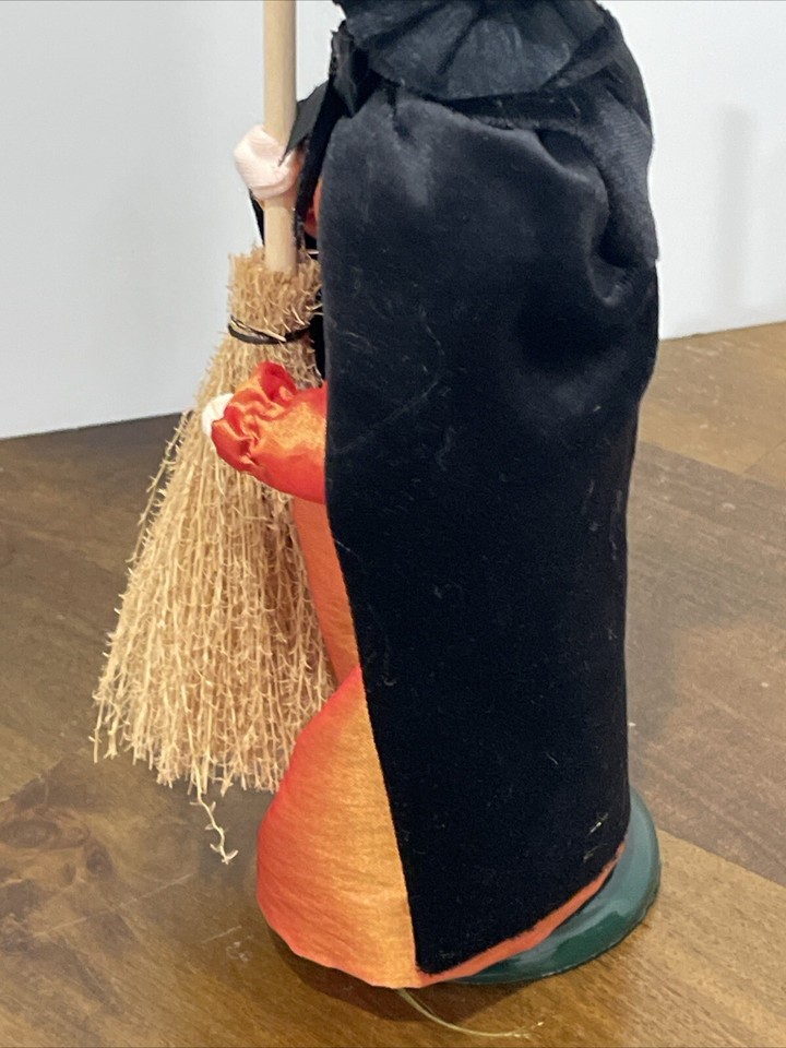 RARE Byers Choice Caroler Fall Halloween Witch With Broom Figure ...
