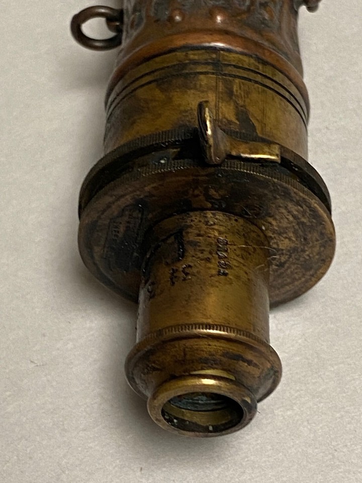 BRASS GUN POWDER BRASS FLASK HORSES HEADS EMBOSED. | eBay