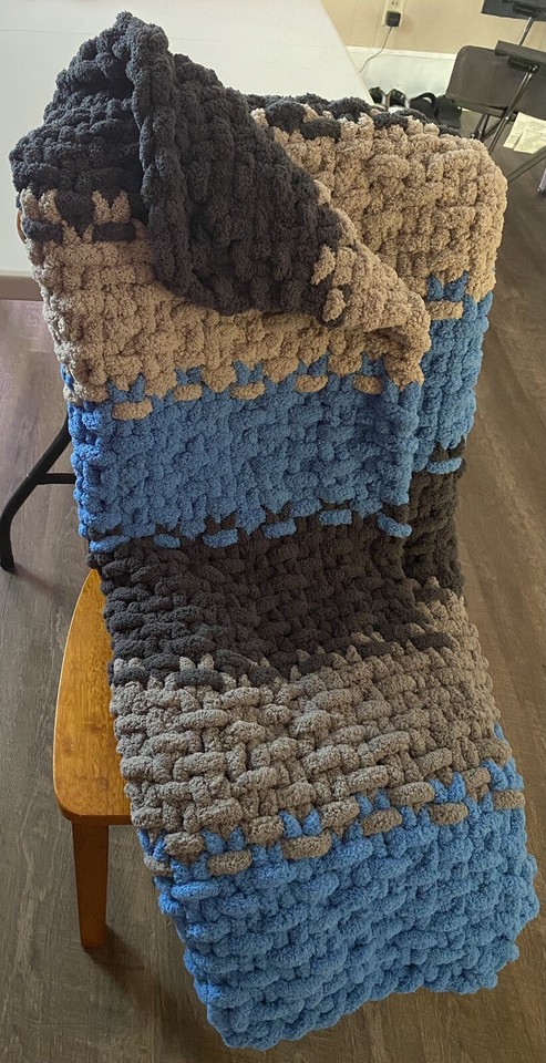 Chunky Knit Blanket Handmade Soft Throw Blanket- Skip Stitch Pattern | eBay