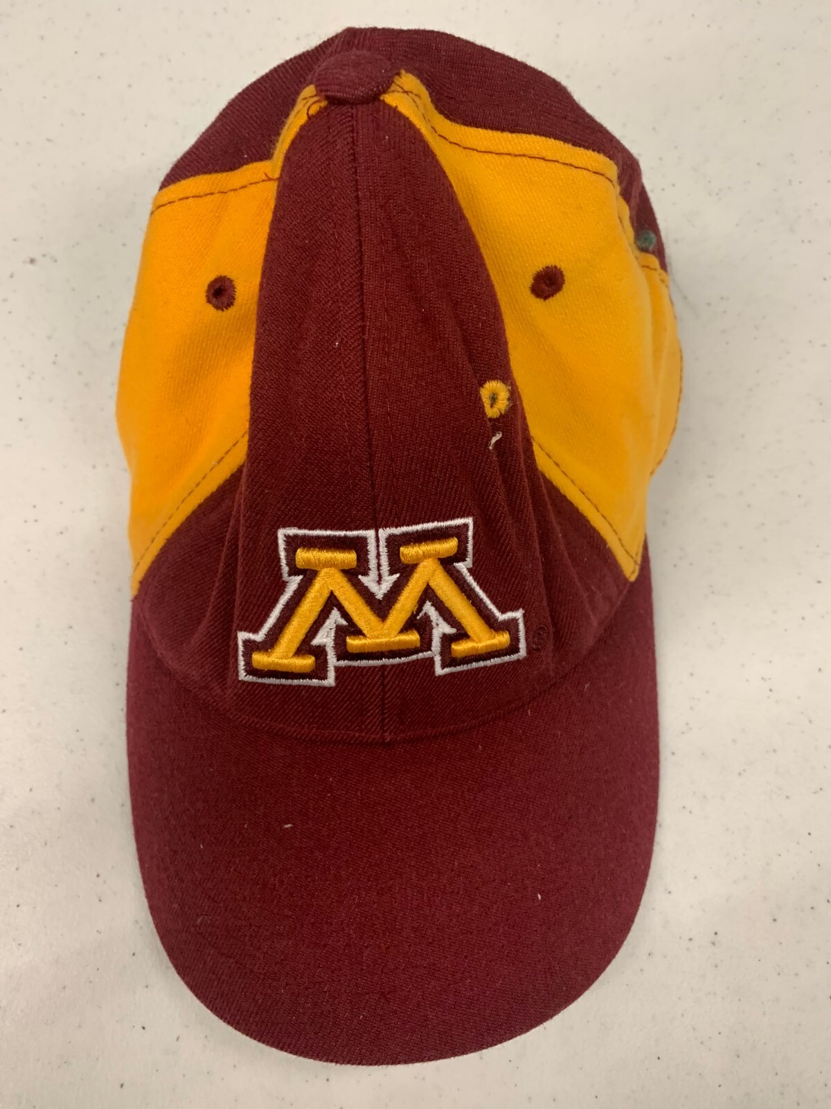 Minnesota Gophers Hat Flex Fit Maroon Gold HT17+108 | eBay