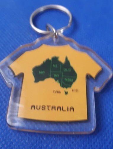 AUSTRALIA map KEYRING KEYCHAIN T-shirt shape souvenir gift | eBay Australia