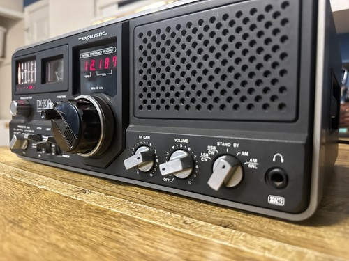 1970s Realistic DX-300 Shortwave Radio (Radio Shack) | eBay