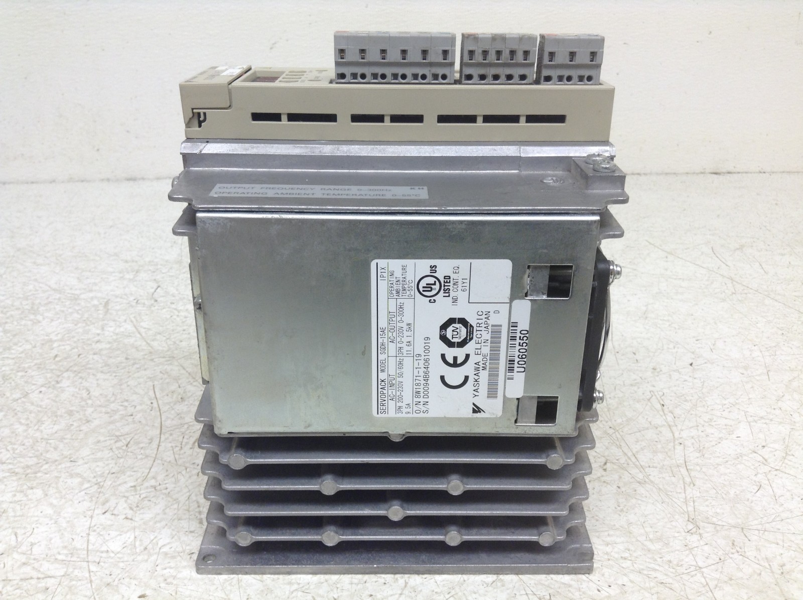 Yaskawa SGDH-15AE Ver 37A45 1.5 kW Servopack 200-230 V 3 Phase Input ...