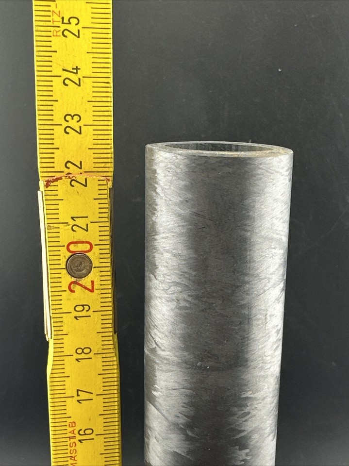 Ossur Carbon Prosthetic Leg Pylon. Ht Approx 22.5cm. 30mm Diameter ...