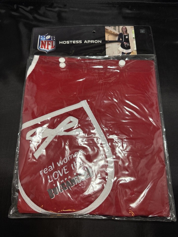 NFL Hostess Apron Tampa Bay Buccaneers Red White Kitchen Outdoors Brand ...