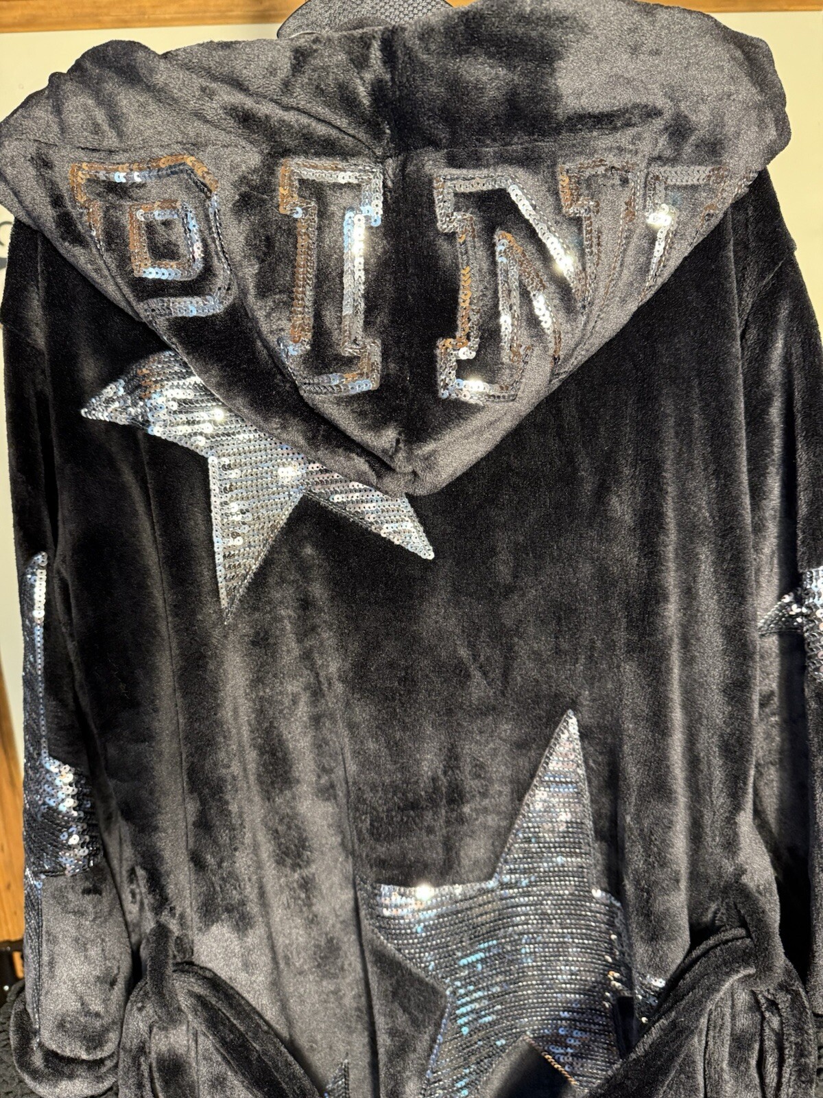 Victoria’s Secret Plush Black Robe Silver Sequin Star… - Gem