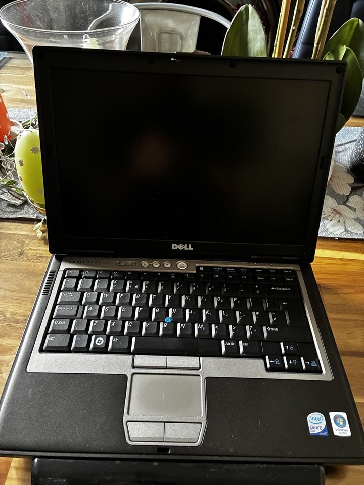 Dell Latitude D630 | Intel Core 2 Duo T9500 | 4GB RAM | 500GB SSD - WIN ...