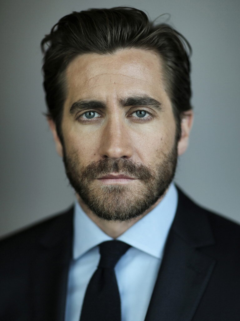 Jake Gyllenhaal Beard Details