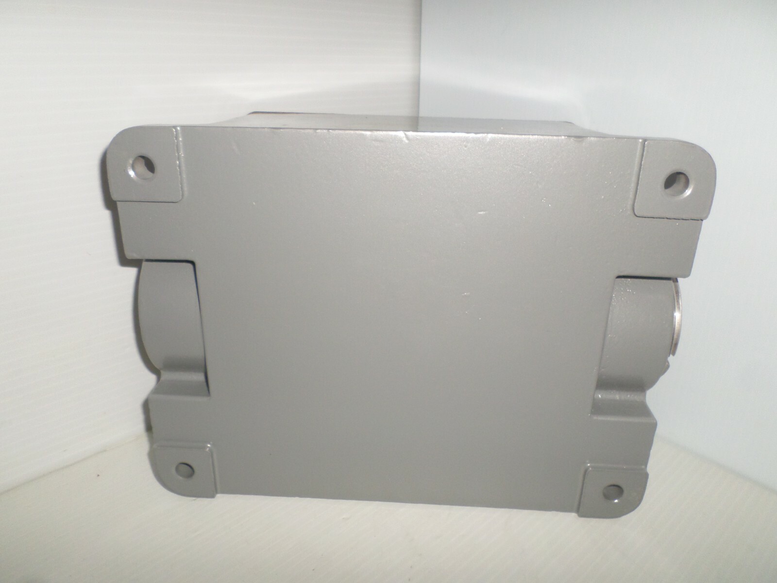 NEWHUBBELL KILLARK VJC78 200-Amp PIN&SLEEVE ANGLE BACK BOX 200A 2-1/2 ...
