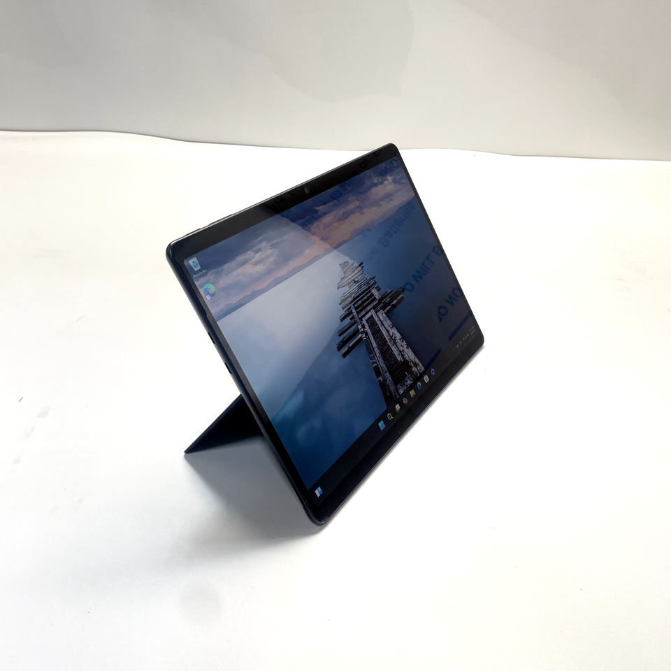 Microsoft Surface Pro 11 2076 (13") SnapDragon X Plus, 16GB RAM, 512GB ...