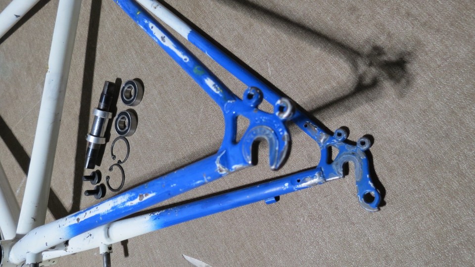 Vintage Gary Fisher MTB Frame, 18" Montari, with New bottom bracket ...