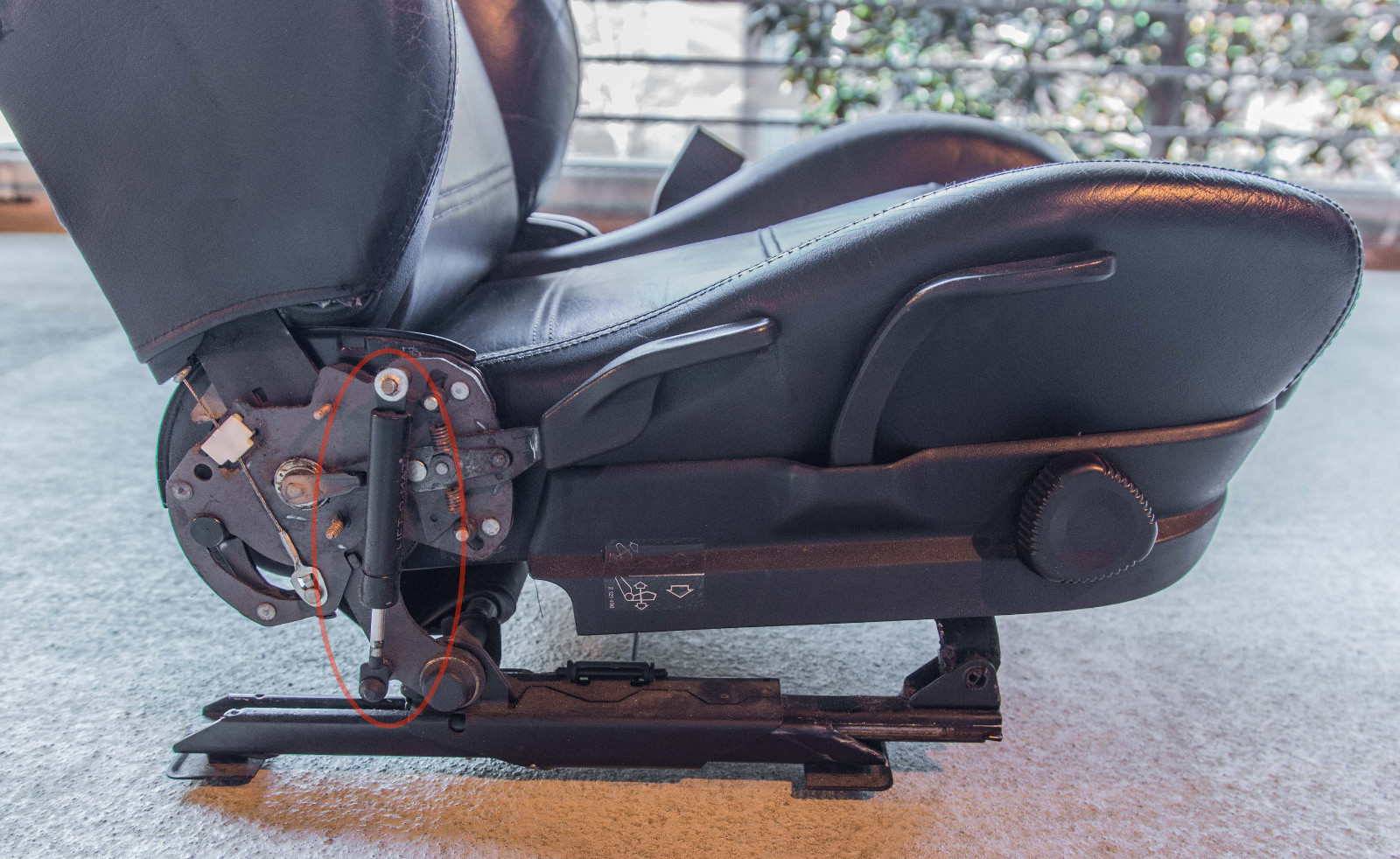 Three Seat Gas Spring Strut Shock for BMW E30 E28 E24 E23 (52101965645) | eBay