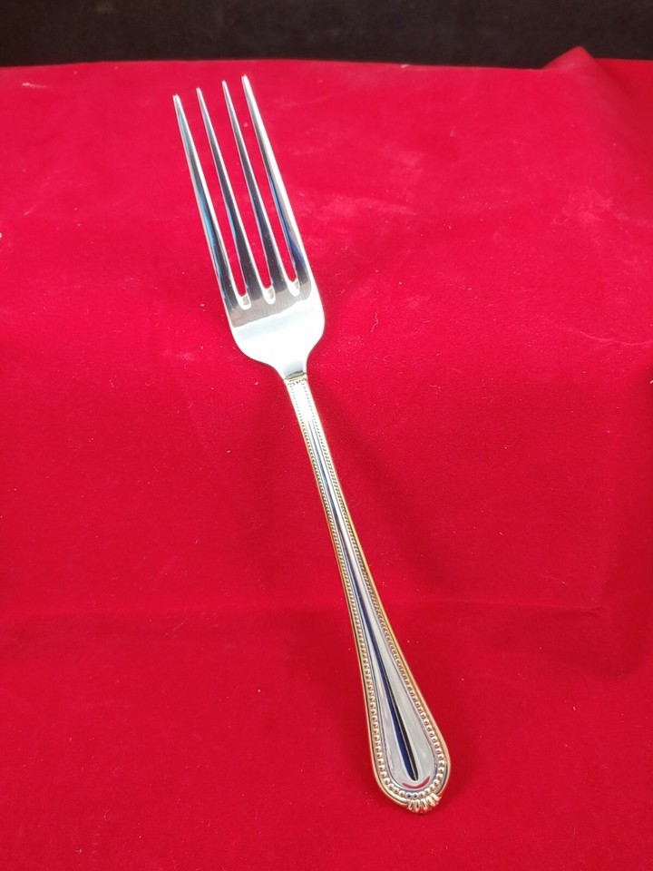 Mikasa REGENT BEAD w/24k GOLD Accent 1810 Stainless Flatware ...