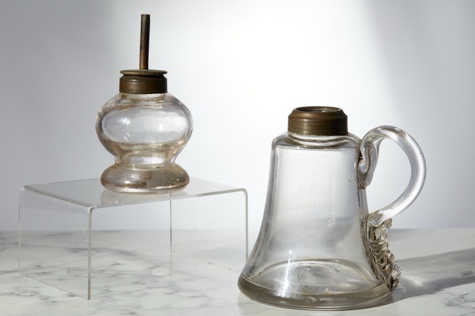 SANDWICH BLOWN MOLDED NIGHT LAMP, FINGER WHALE OIL LAMP & ANTIQUES ...