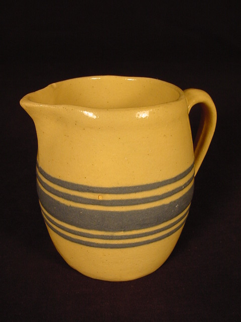 RARE GRADUATED SET OF 5 BLUE BANDED HULL PITCHERS YELLOW WARE | eBay