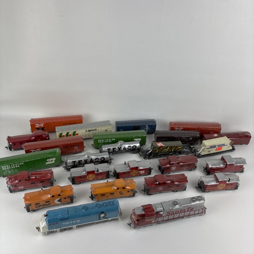 🚨Mixed Lot 25 Locomotives HO Scale Freight Train Box Cars-Santafe ...