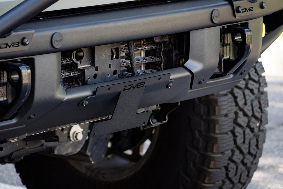 DV8 Offroad LPBR-01 Front License Plate Relocation Bracket | eBay