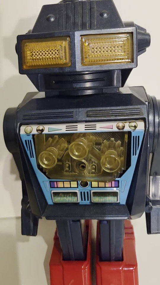 Roboter #21 "Dynamic Fighter smoke Robot"/ Batterie-Action/ J-Toy 70/80 ...