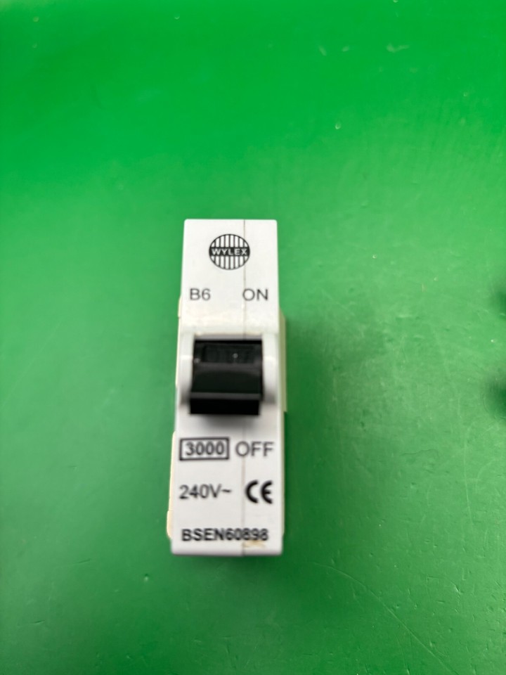 Wylex Plug In MCB ABB B6 B10 B16 B20 B32 B40 - NO BASE SHIELD INCLUDED ...