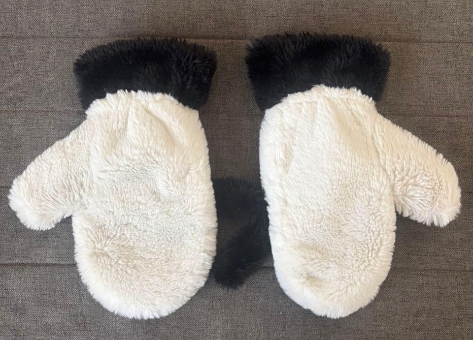 Universal Studio Japan SNOOPY gloves mittens from Japan | eBay