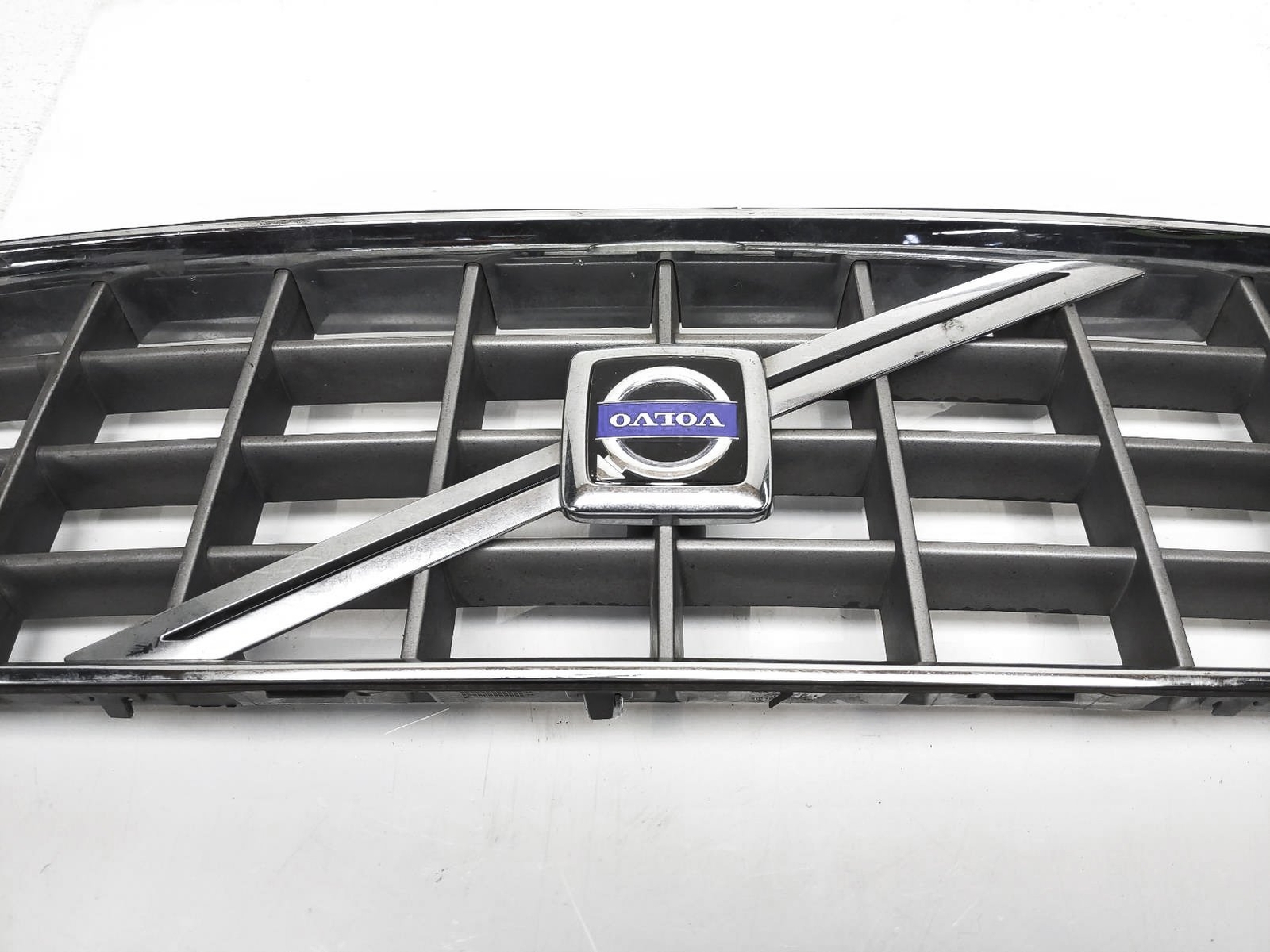 2005-2006 Volvo Xc90 4.4L Front Upper Grille Grill 8693950 | eBay
