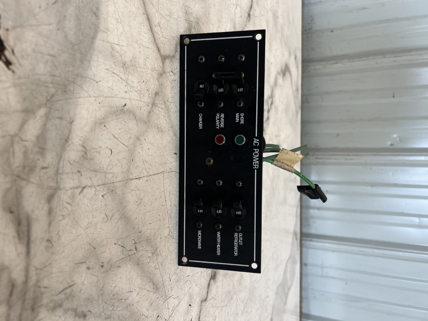95 Four Winns 238 Vista Boat AC shore power breaker switch control ...