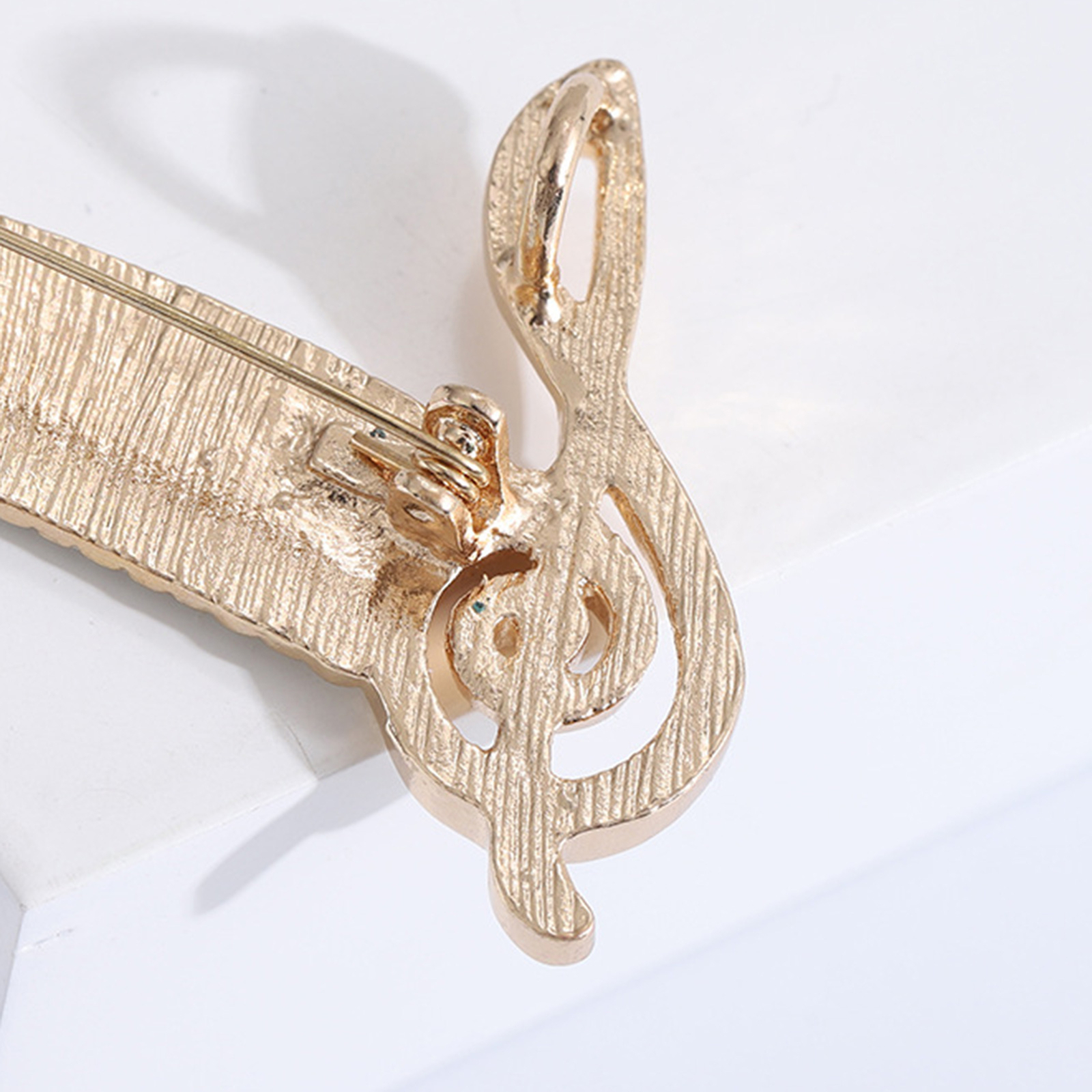 Elegant Musical Pin Sweaters Brooch Notes Piano Instrument Badge ...