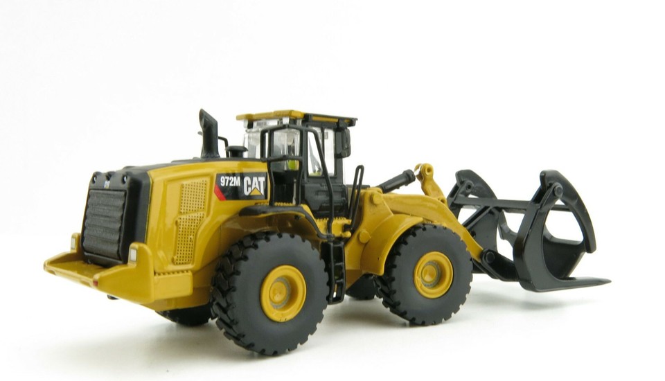 Diecast Masters 85950 - CAT 972M Wheel Loader with Log Forks Forrestry ...