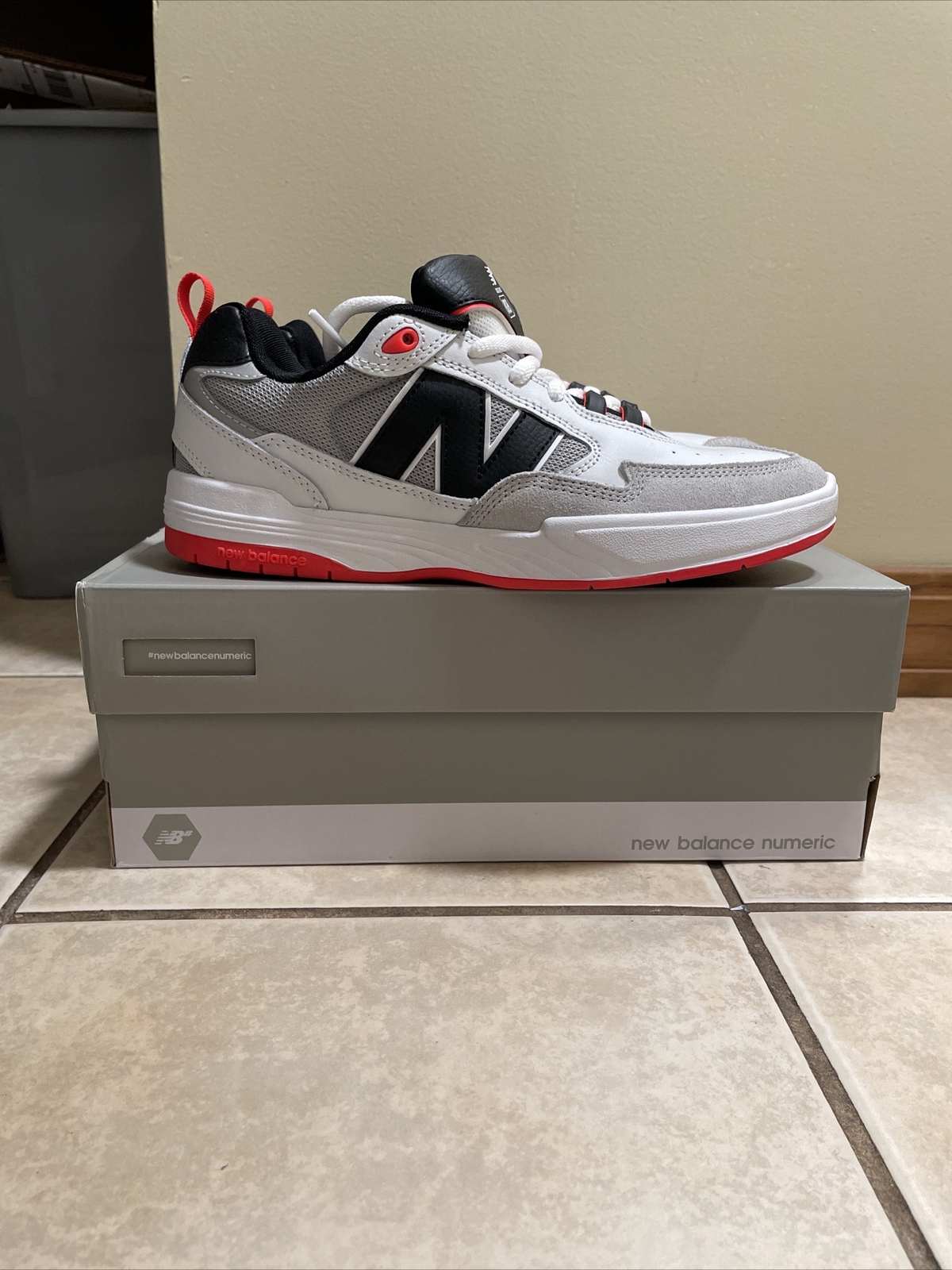 New Balance Numeric Tiago Lemos 808 Men White/Red/Bla… - Gem