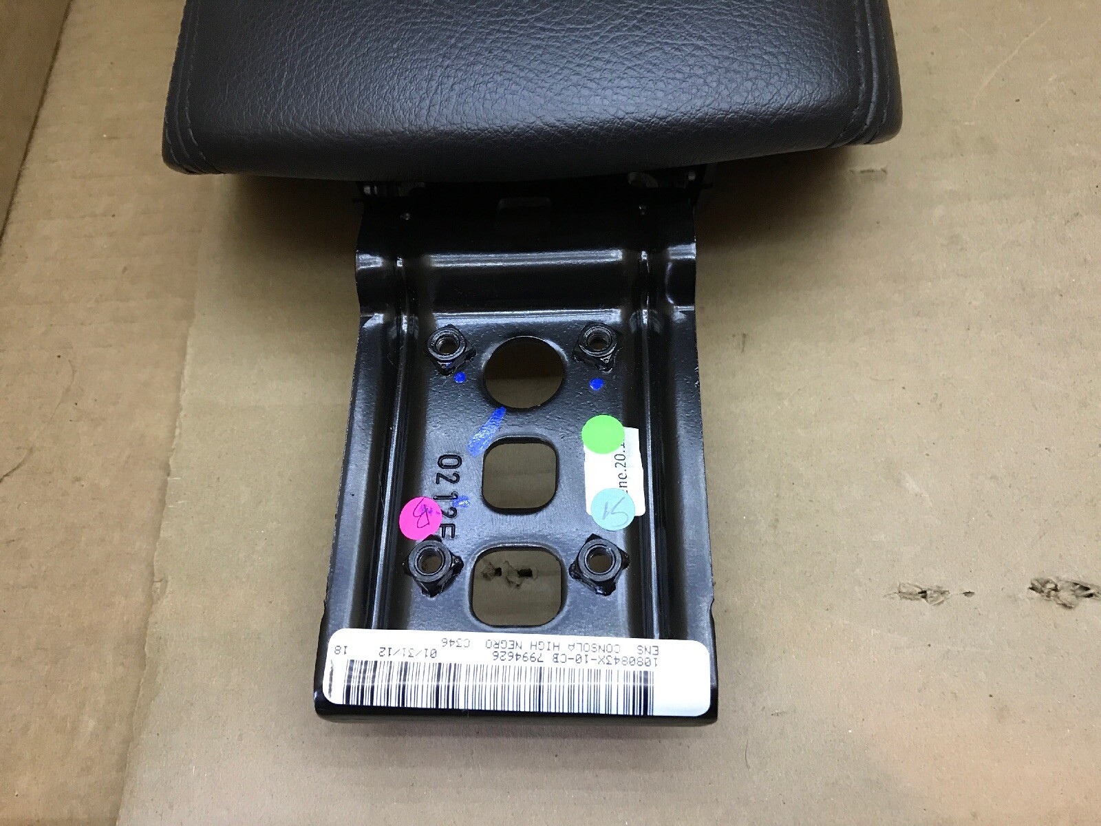 2012-2014 Ford Focus Center Console Lid Armrest Arm Rest Black Long ...