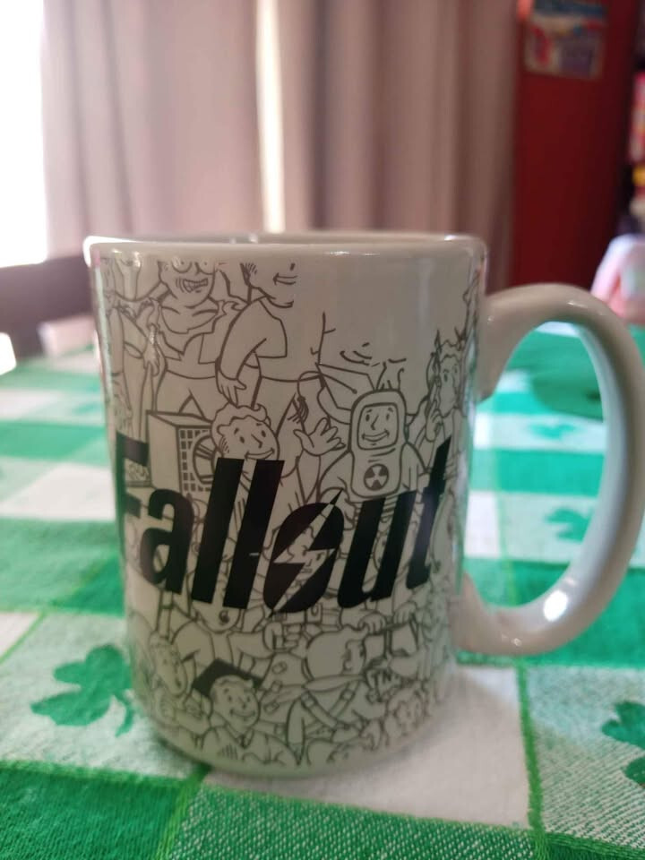 Fallout Mug Vault Boy 2017 Just Funky ZeniMax Grey Cup Collector ...